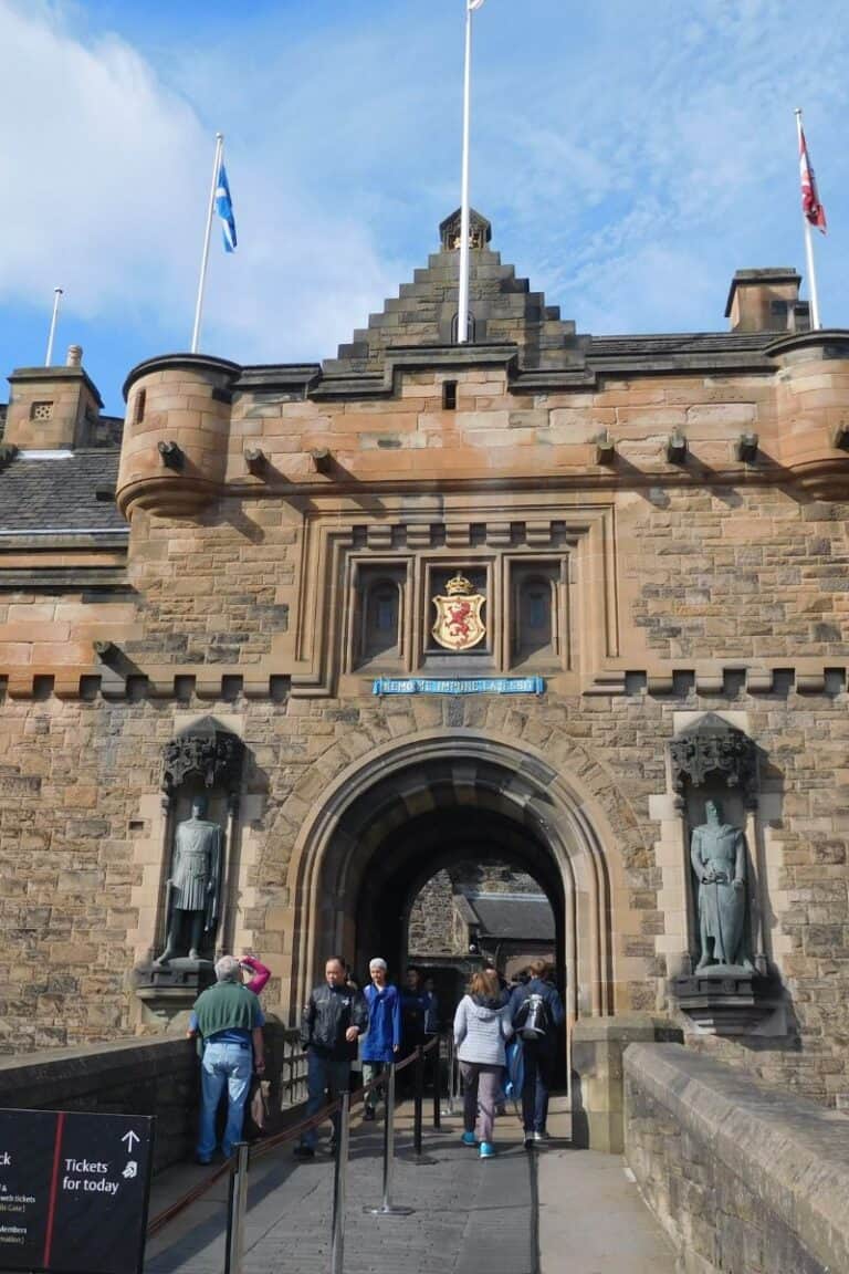 14 Fun Things To Do in Edinburgh Scotland You Won’t Want To Miss ...