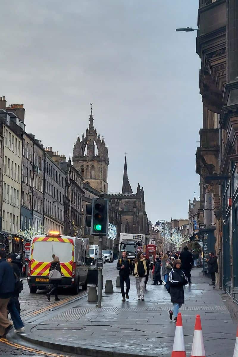 The Best Edinburgh 3-Day Itinerary for First-Time Travelers - Rosas ...