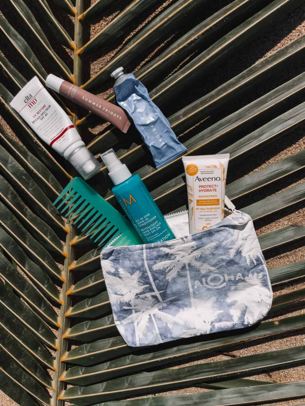 21 Beach Essentials You Need For Your Vacation - Rosas Viajeras